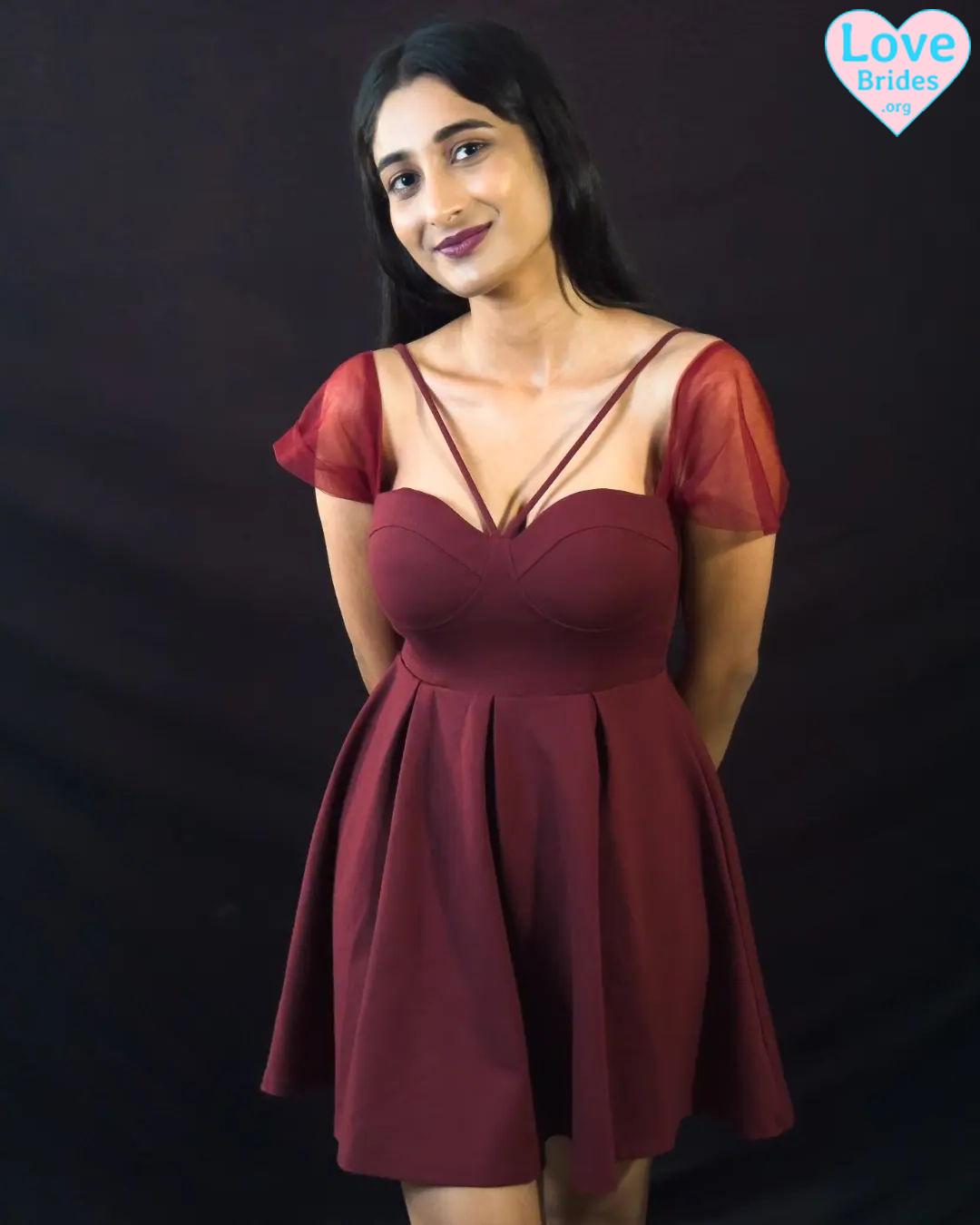 Indian Brides: Find Single Indian Women for Marriage